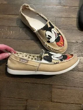CROCS | Shoes | Mickey Mouse Crocs Women Size 7 | Poshmark